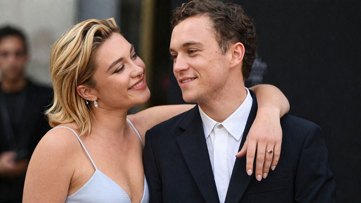 Florence Pugh & Peaky Blinders hunk Finn Cole look ‘madly in love’ in ...